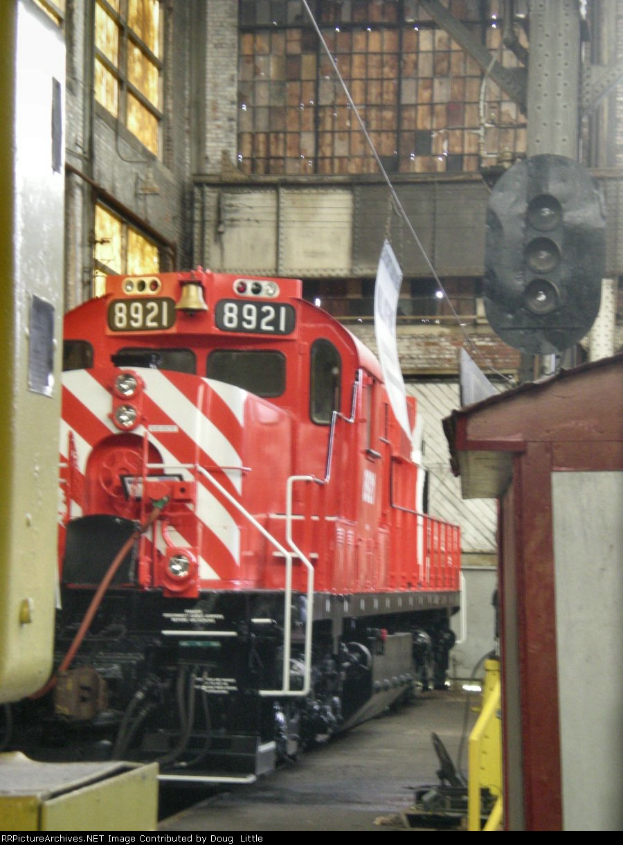 CP 8921